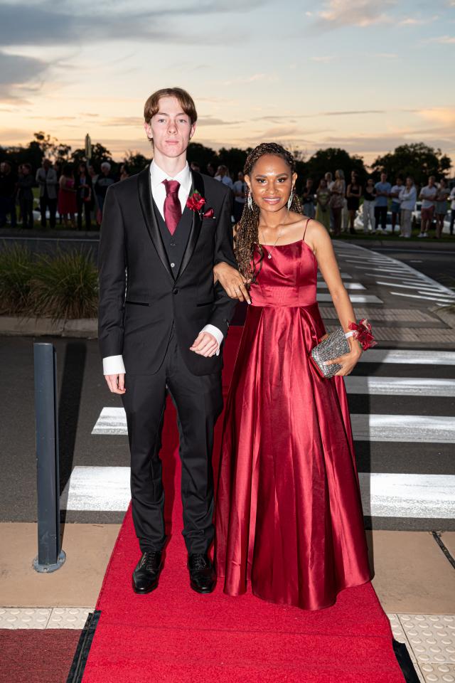 Seniors shine at Shalom prom - Bundaberg Today