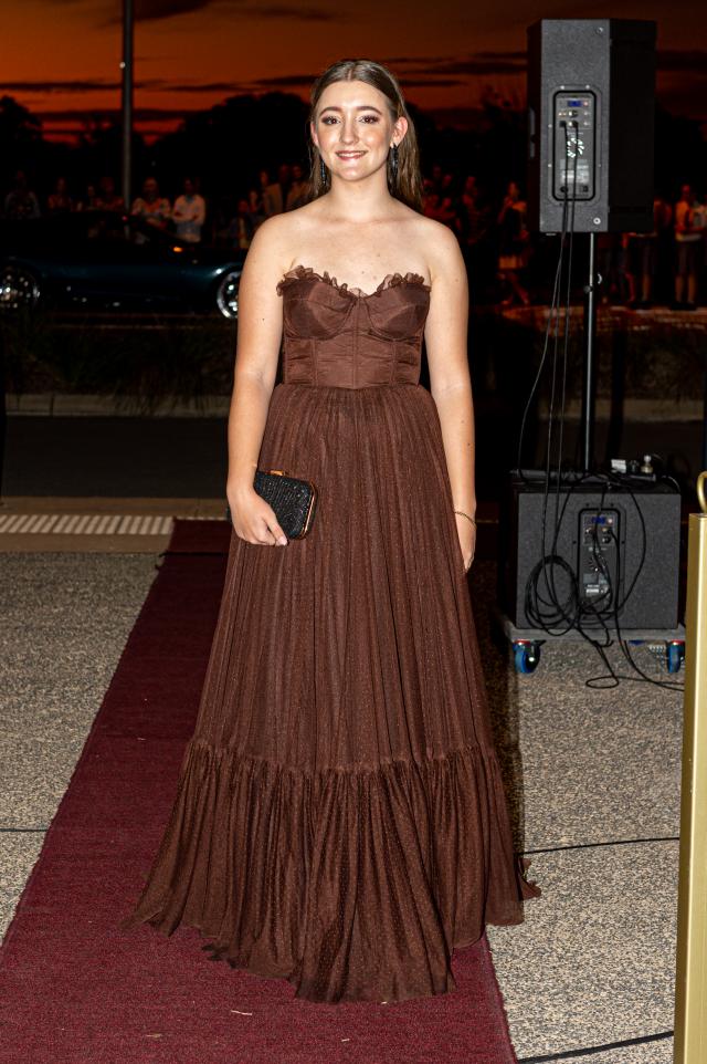 Seniors shine at Shalom prom - Bundaberg Today