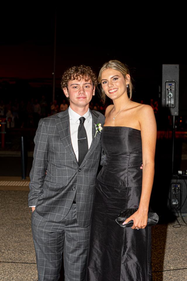 Seniors shine at Shalom prom - Bundaberg Today