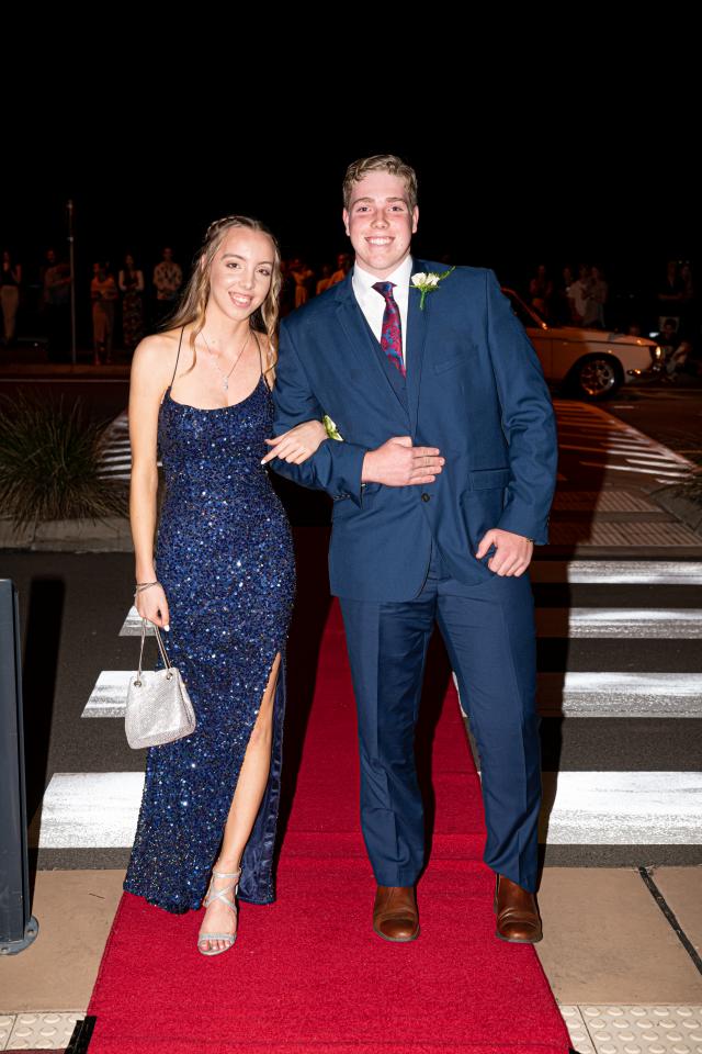 Seniors shine at Shalom prom - Bundaberg Today