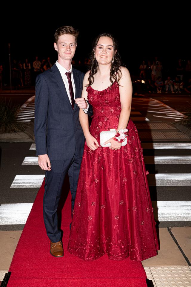Seniors shine at Shalom prom - Bundaberg Today