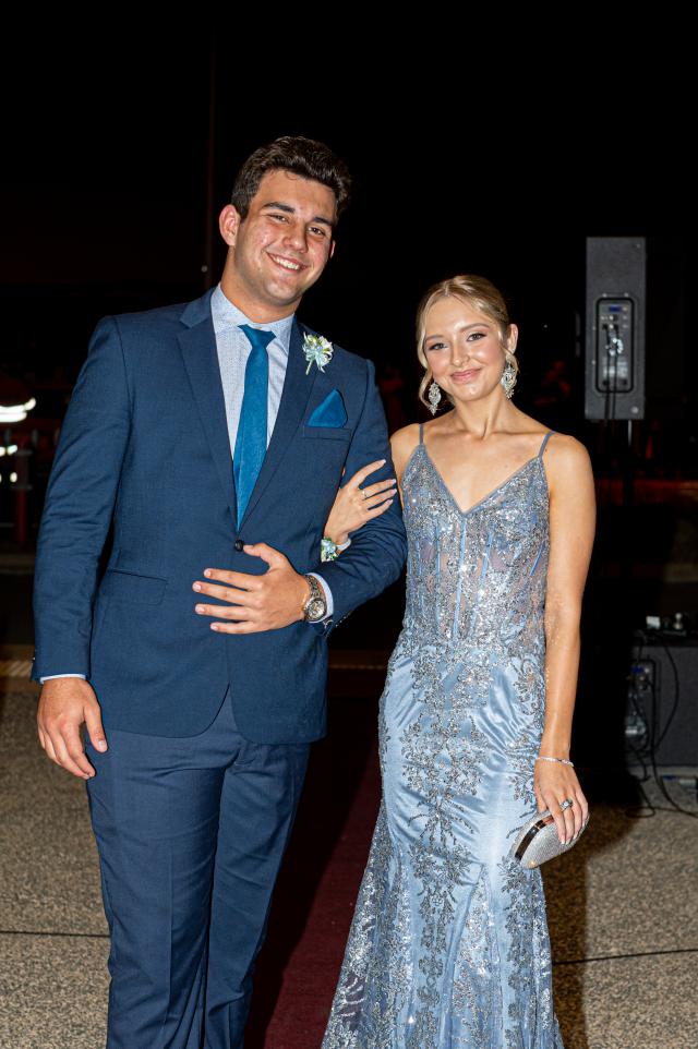 Seniors shine at Shalom prom - Bundaberg Today