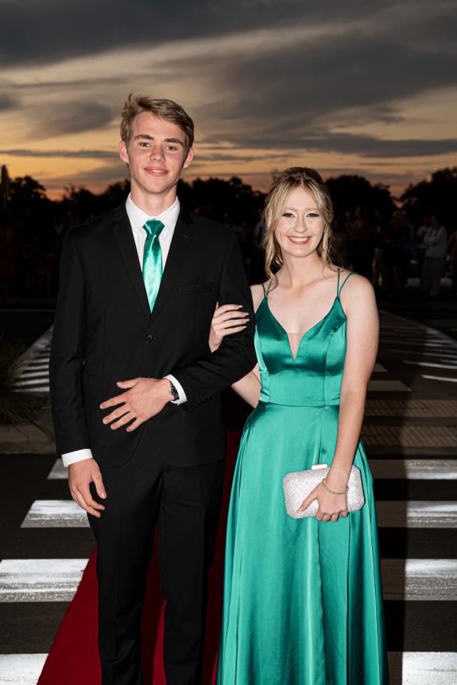 Seniors shine at Shalom prom - Bundaberg Today