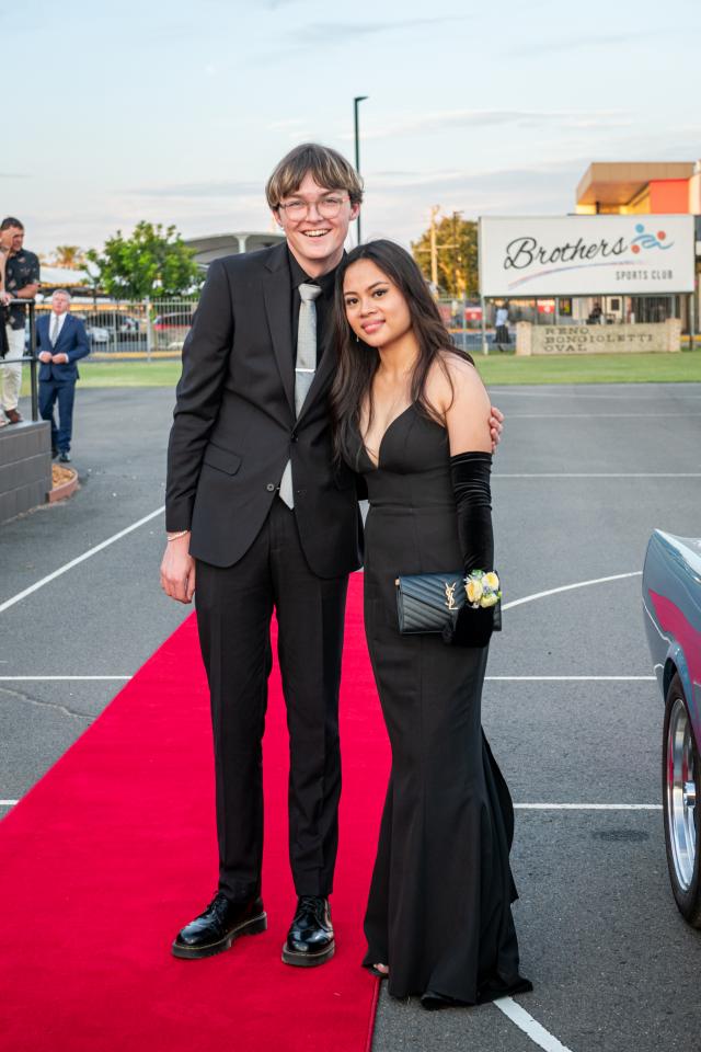 St Luke's Prom goers stun - Bundaberg Today