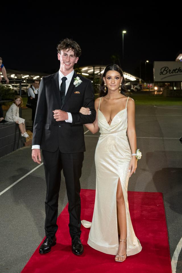 St Luke's Prom goers stun - Bundaberg Today