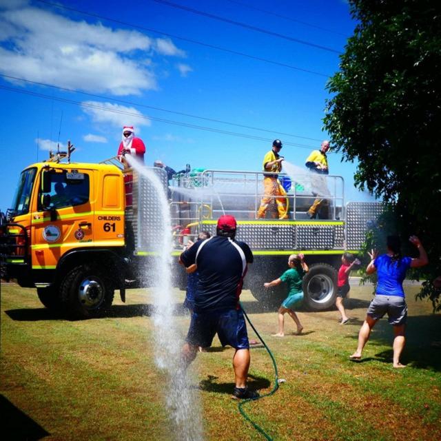 Rural Fire Brigade bring Christmas fun to the streets - Bundaberg Today